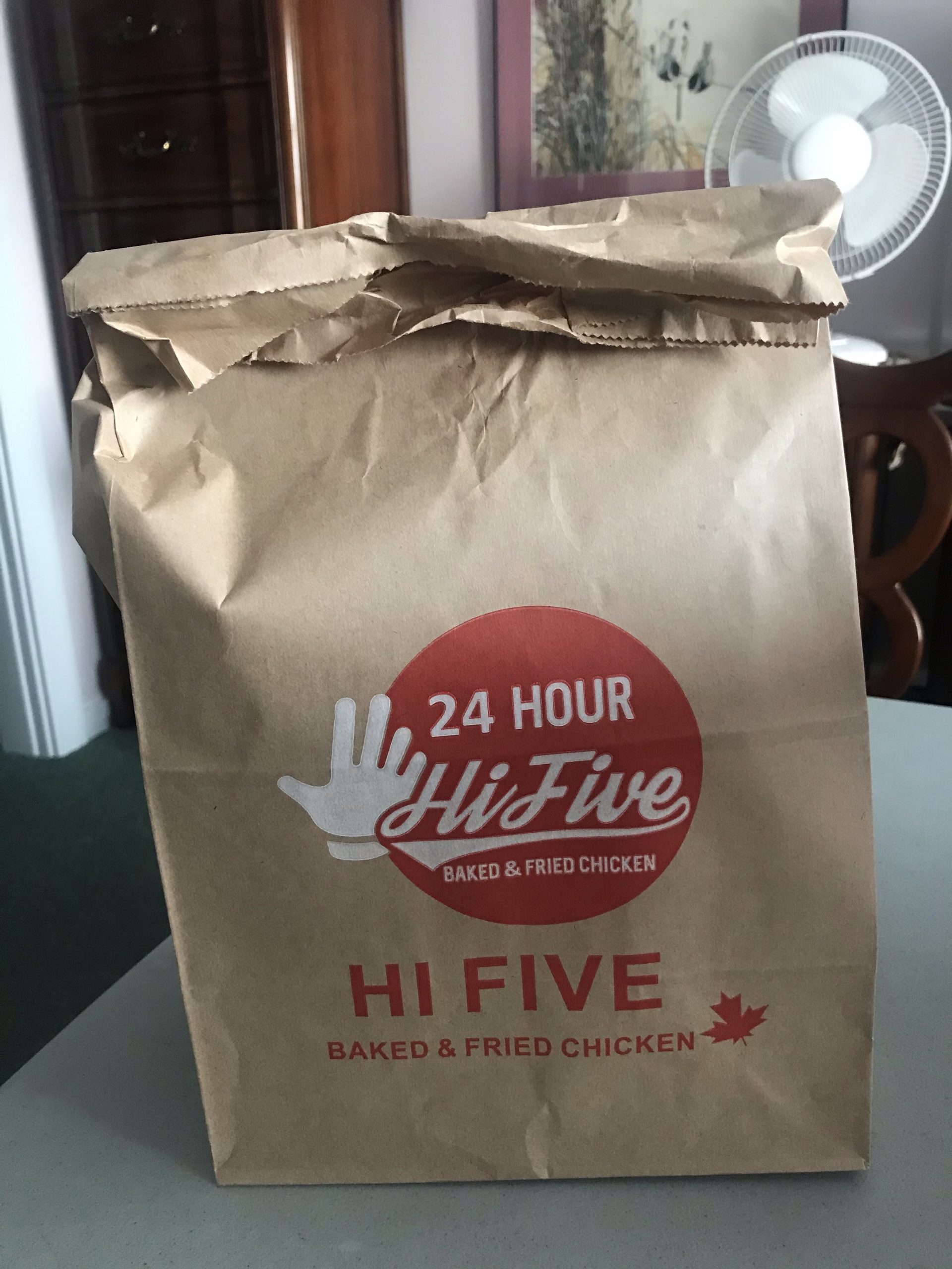 Hi Five Chicken Burger - Stacey Robinsmith dot com